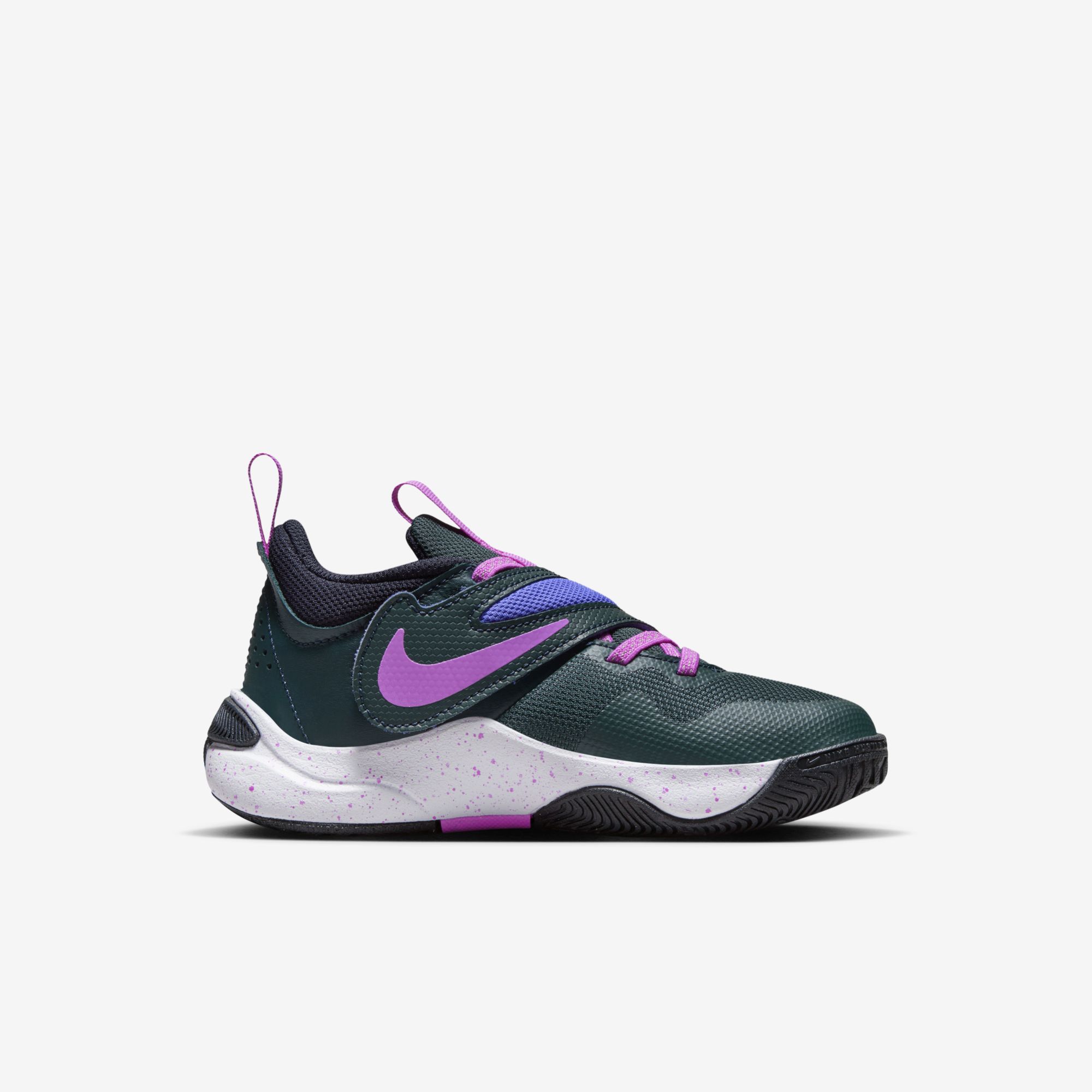 Compra Nike Team Hustle D 11 por PEN 249.90 | Nike Perú