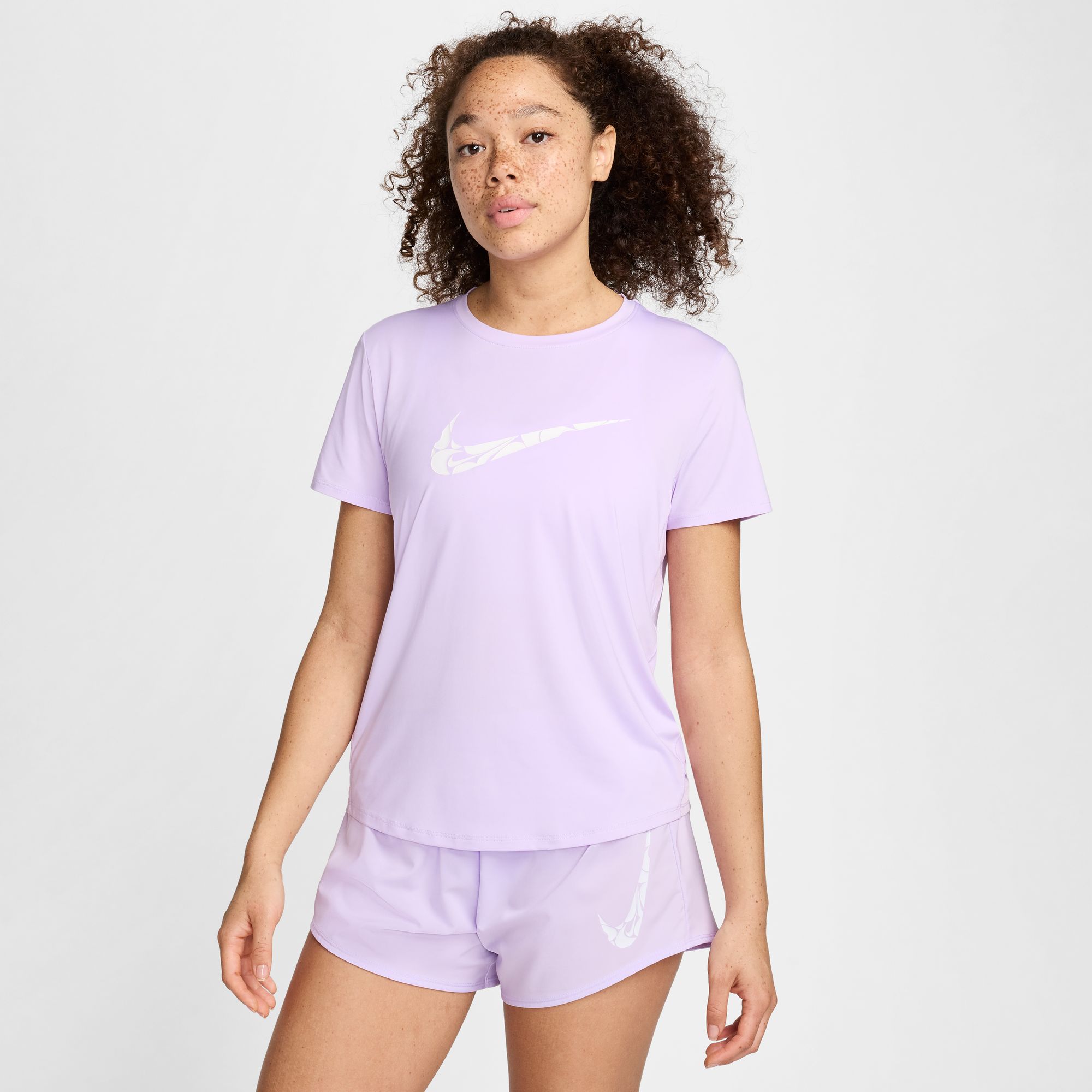 Compra Nike One Swoosh por PEN 149.90 | Nike Perú
