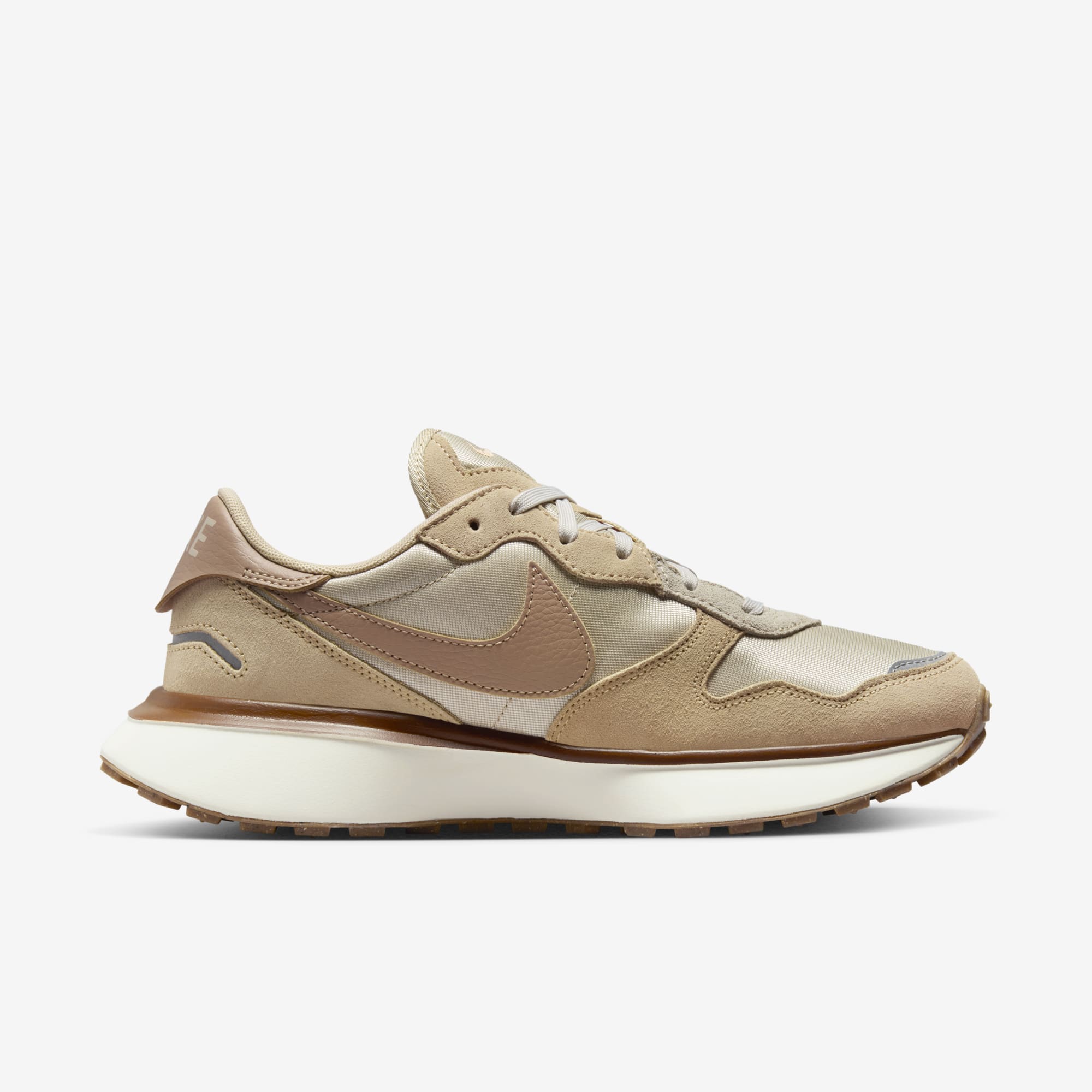 Compra Nike Phoenix Waffle por PEN 459.90 | Nike Perú