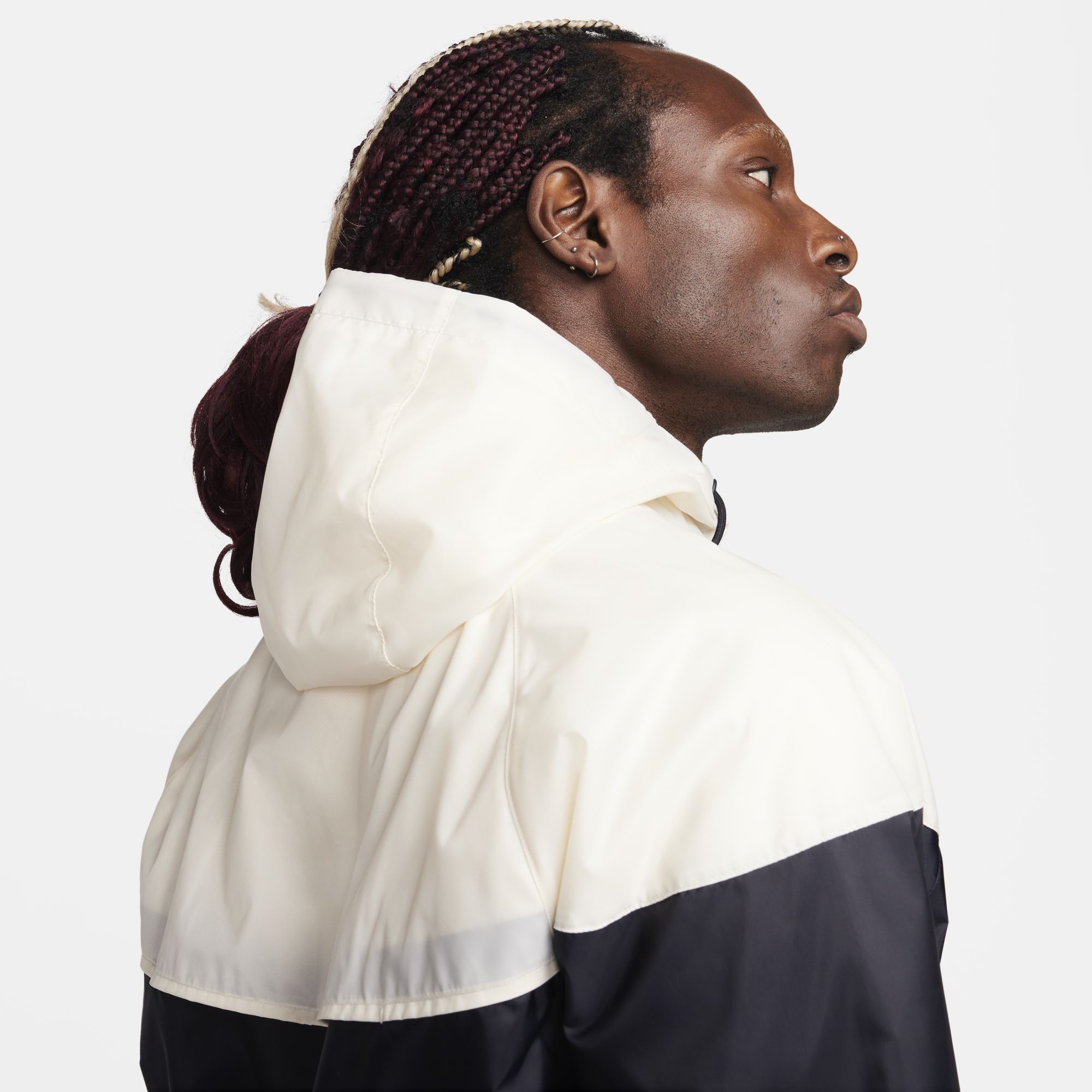Compra Chelsea FC Sport Essentials Windrunner por PEN 369.90 | Nike Perú