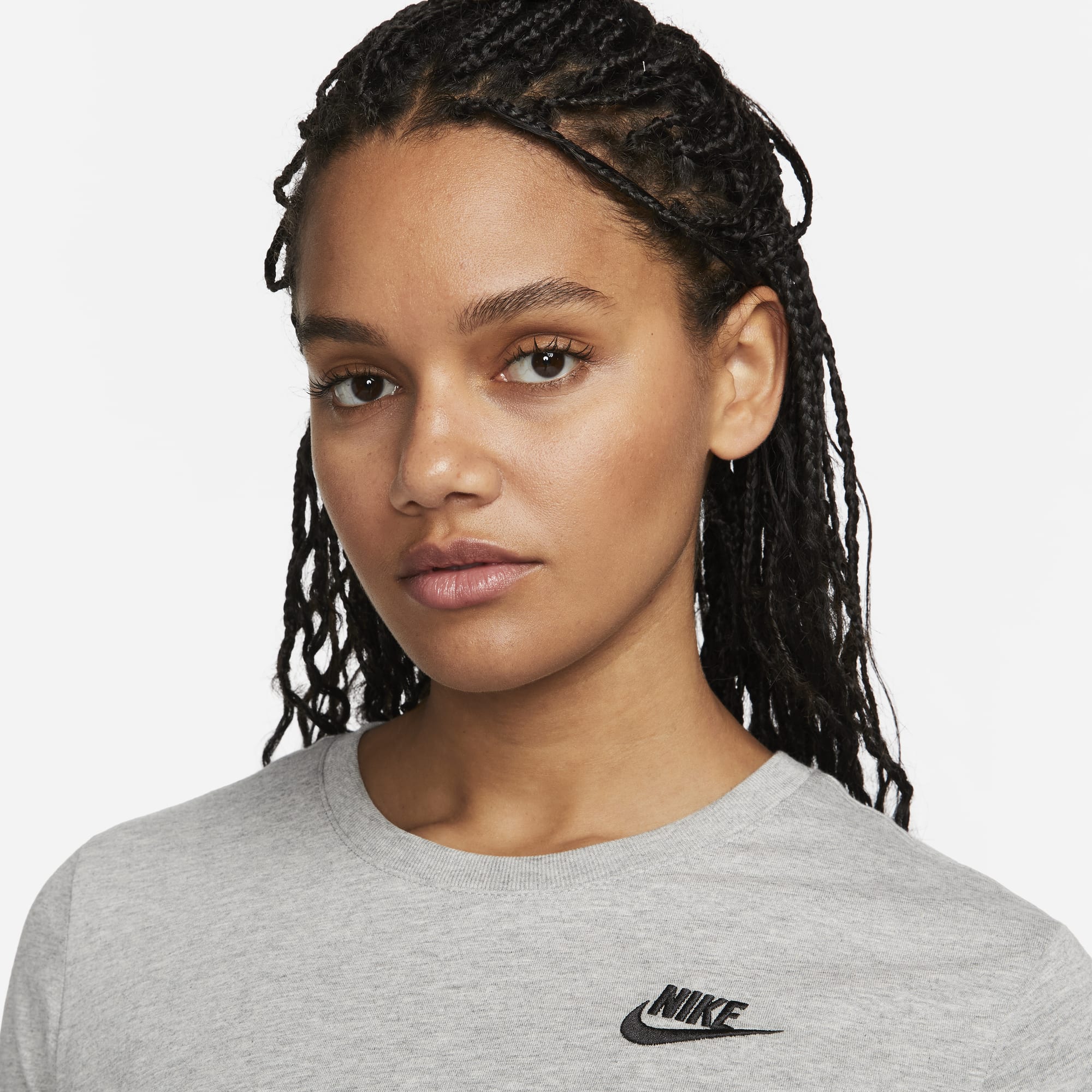 Compra Nike Sportswear Club Essentials por PEN 79.90 | Nike Perú
