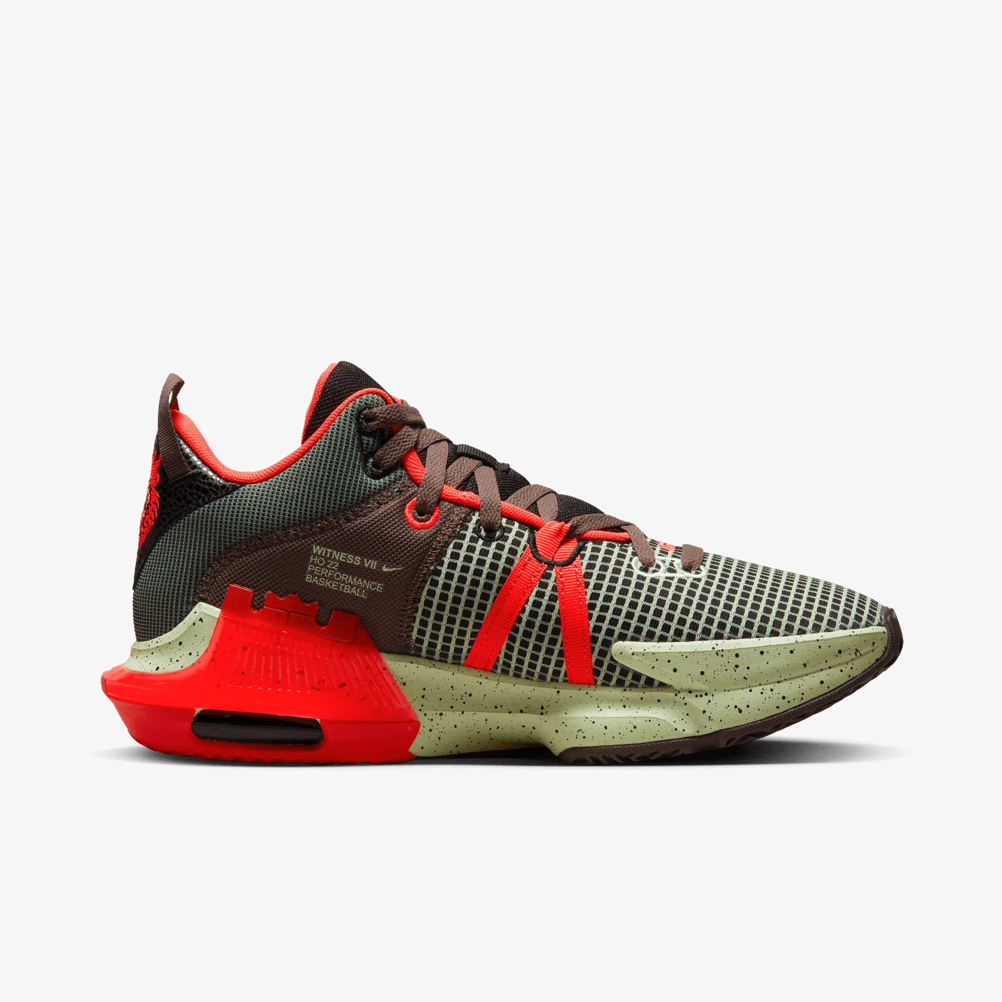 Compra LeBron Witness 7 por PEN 499.90 | Nike Perú