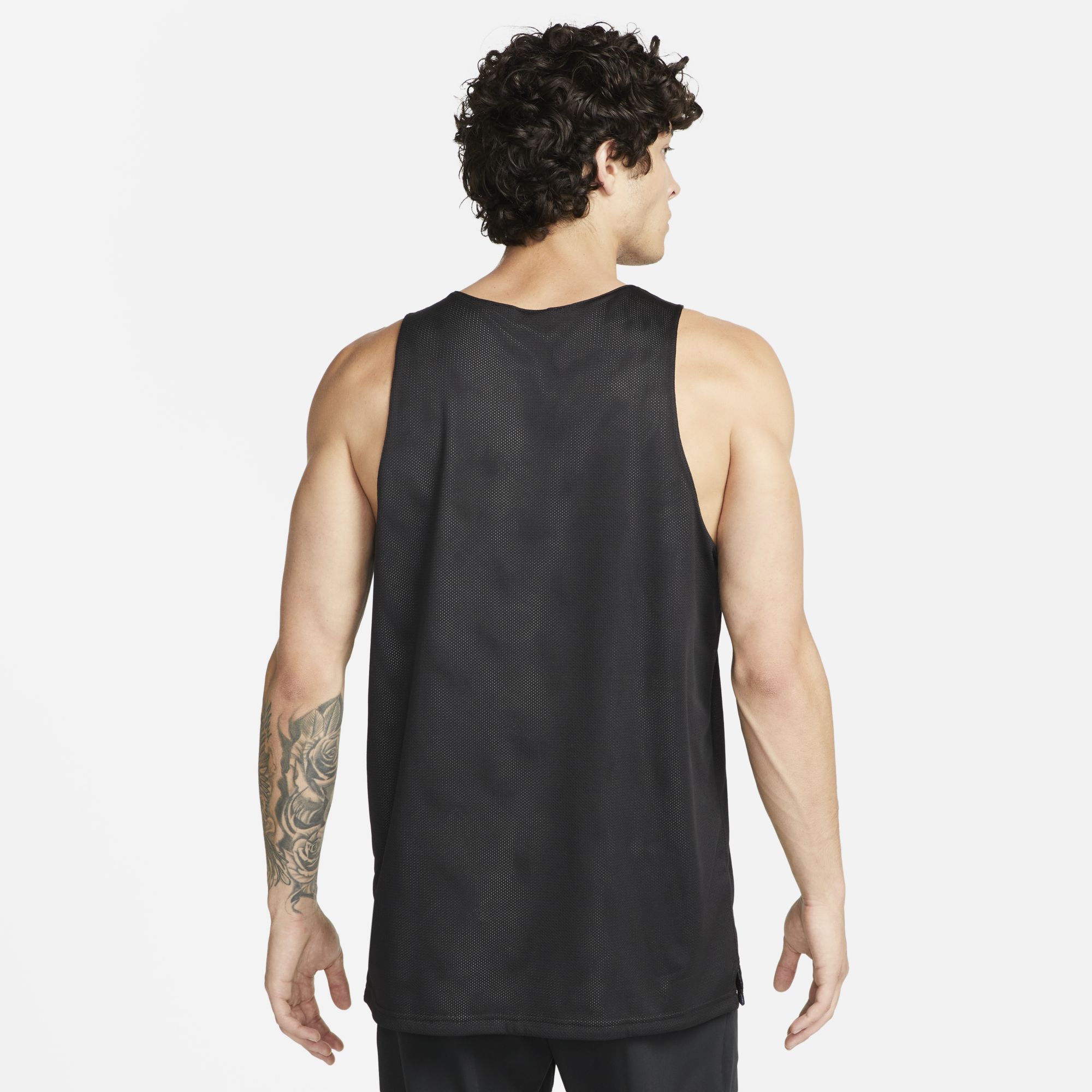 Compra Nike Dri-FIT Studio '72 por PEN 219.90 | Nike Perú