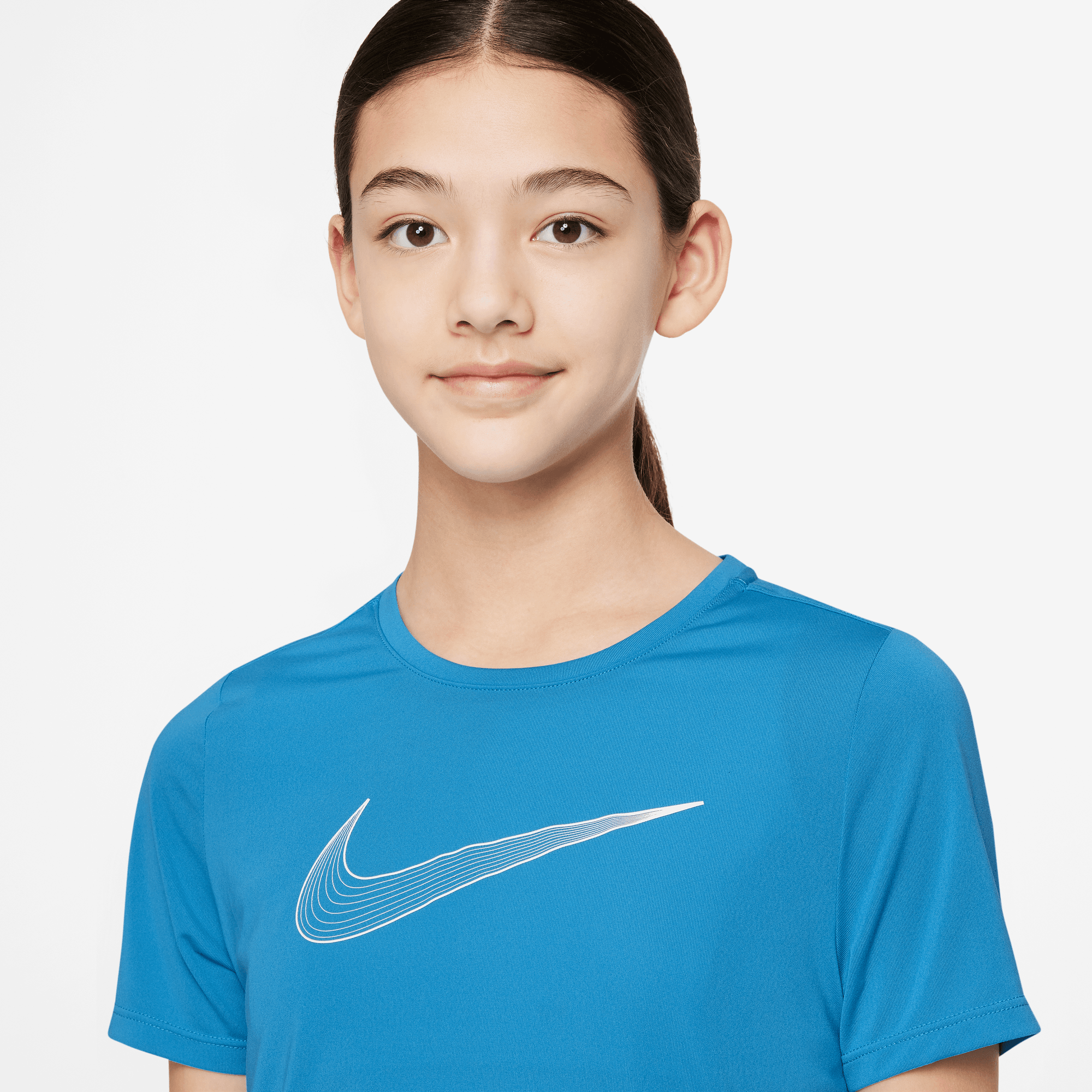Compra Nike Dri-FIT Girls Training Top por PEN 119.90 | Nike Perú