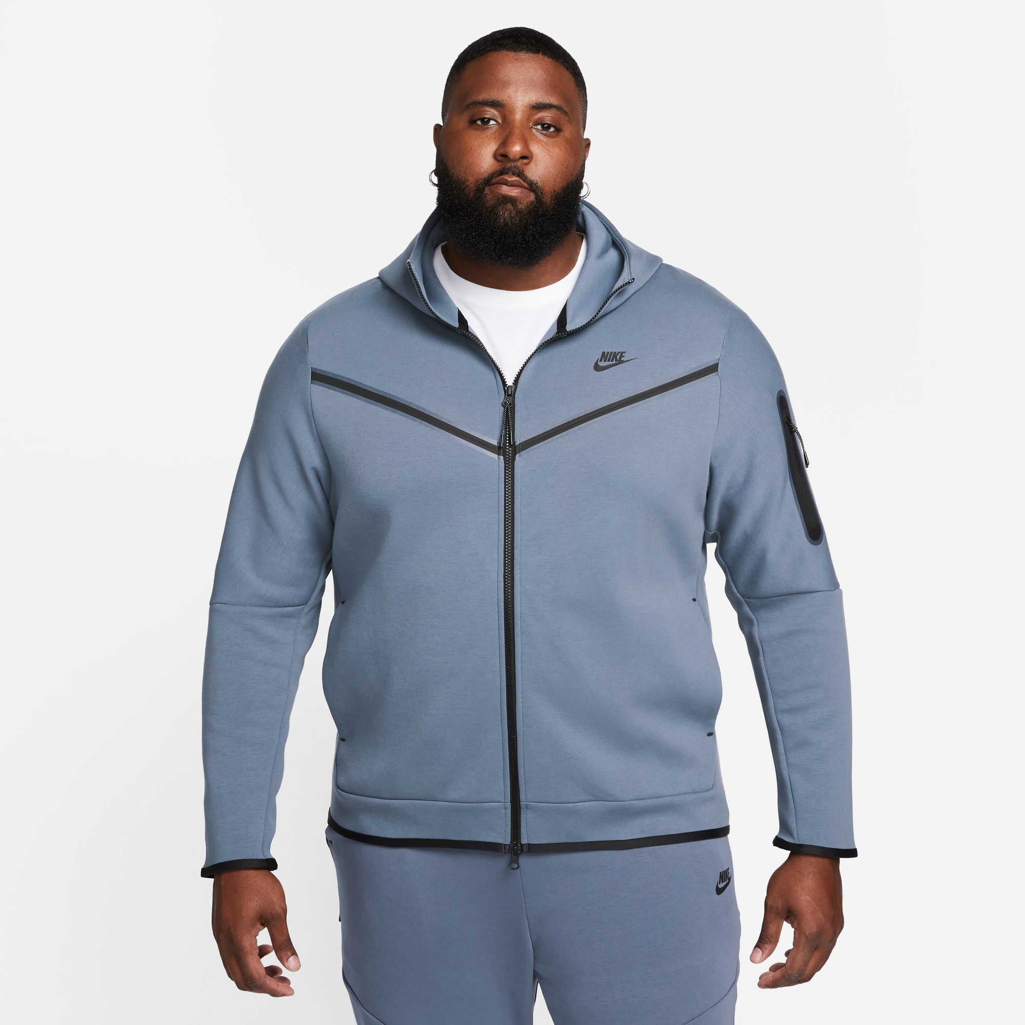 Compra Nike Sportswear Tech Fleece por PEN 449.90 | Nike Perú